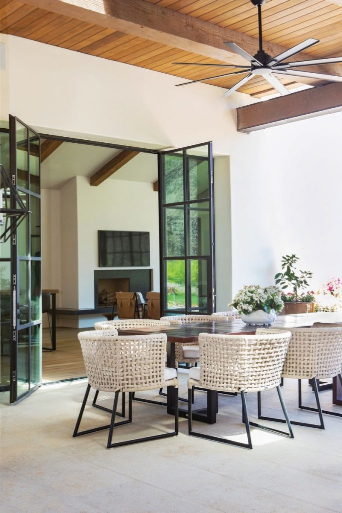 The Simple Elegance of a Hacienda-Style Ranch in La Quinta