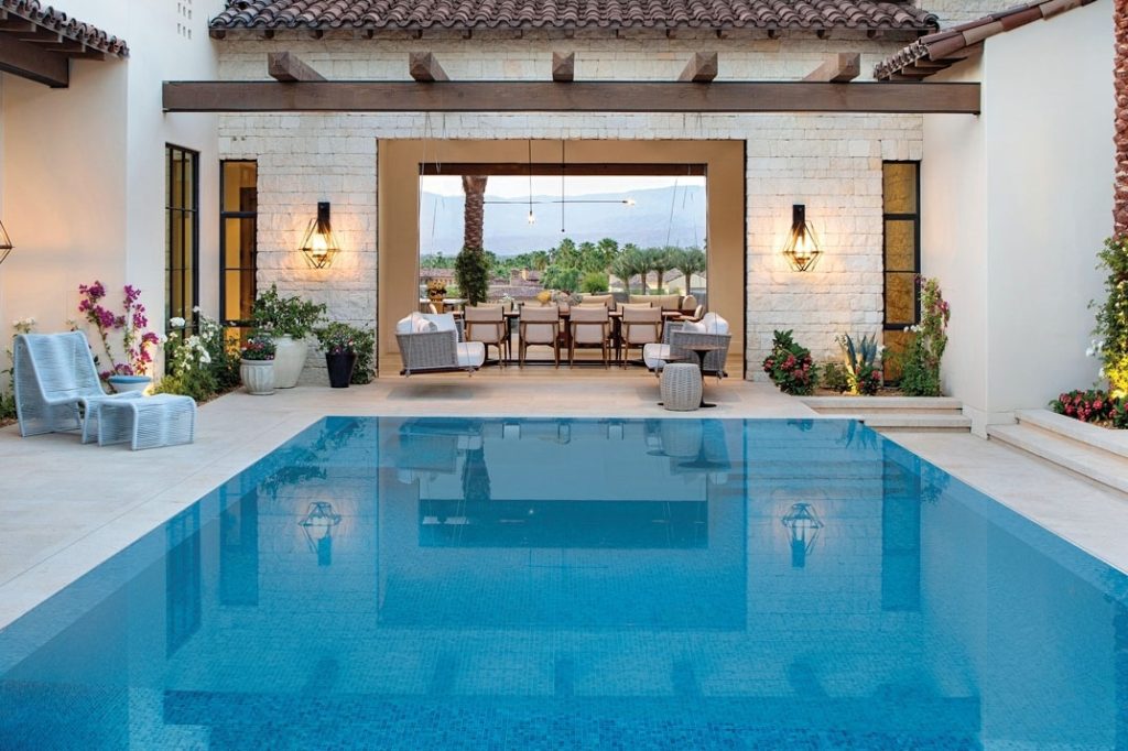 The Simple Elegance of a Hacienda-Style Ranch in La Quinta