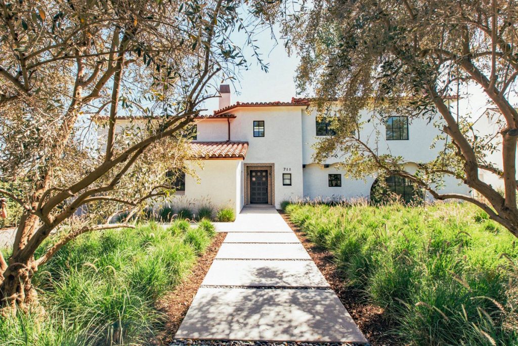 Spanish Home in Beverly Hills with Contemporary Elegance