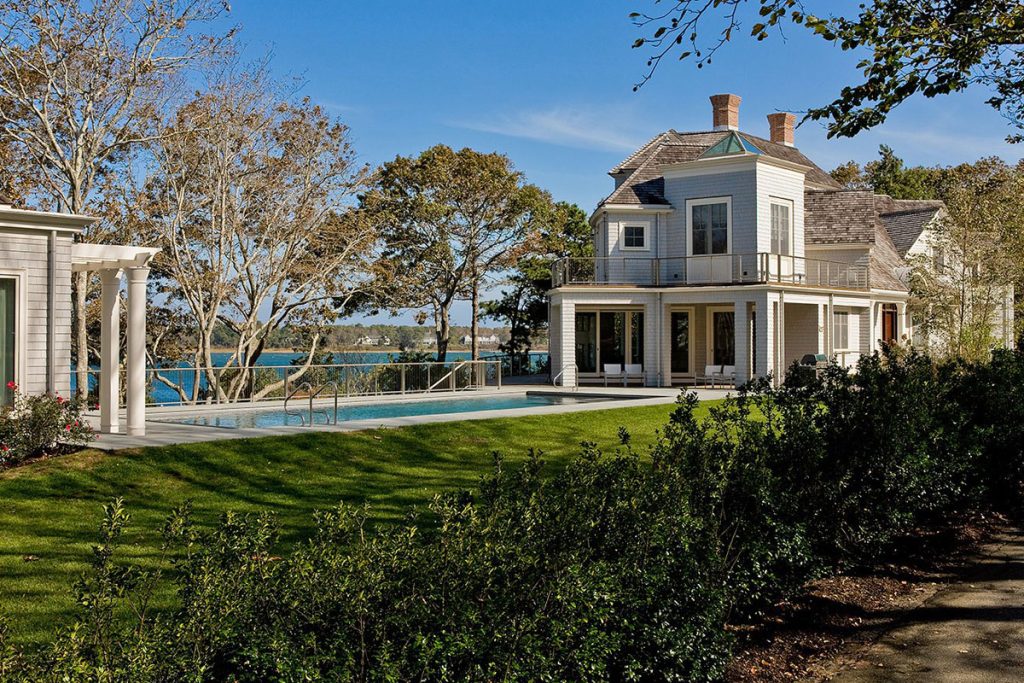 Cape Cod Harbor View House On A Curved Bluff
