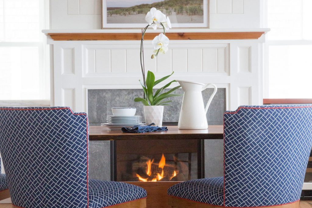 Nantucket Waterfront Home Simplistic Elegant Contemporary Decor ...