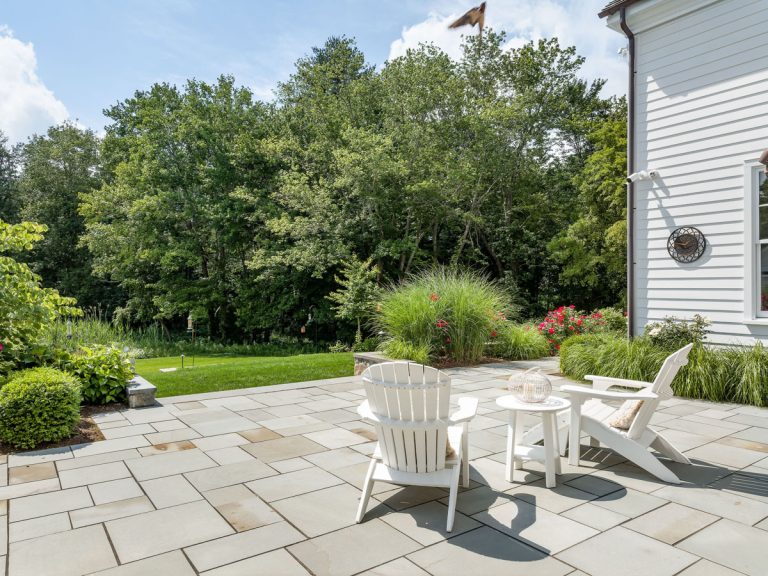 Traditional Colonial Style Estate Home on Hemlock Hill