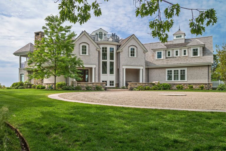 Classic New England Cape Cod Retreat with Spectacular Vistas
