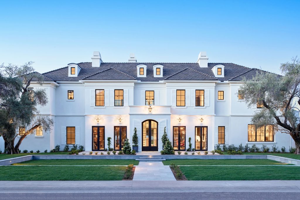 Timeless Dream Home with Georgian-Inspired Architecture