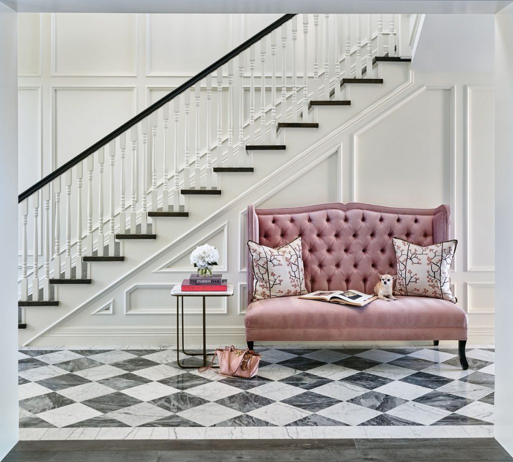 Timeless Dream Home with Georgian-Inspired Architecture