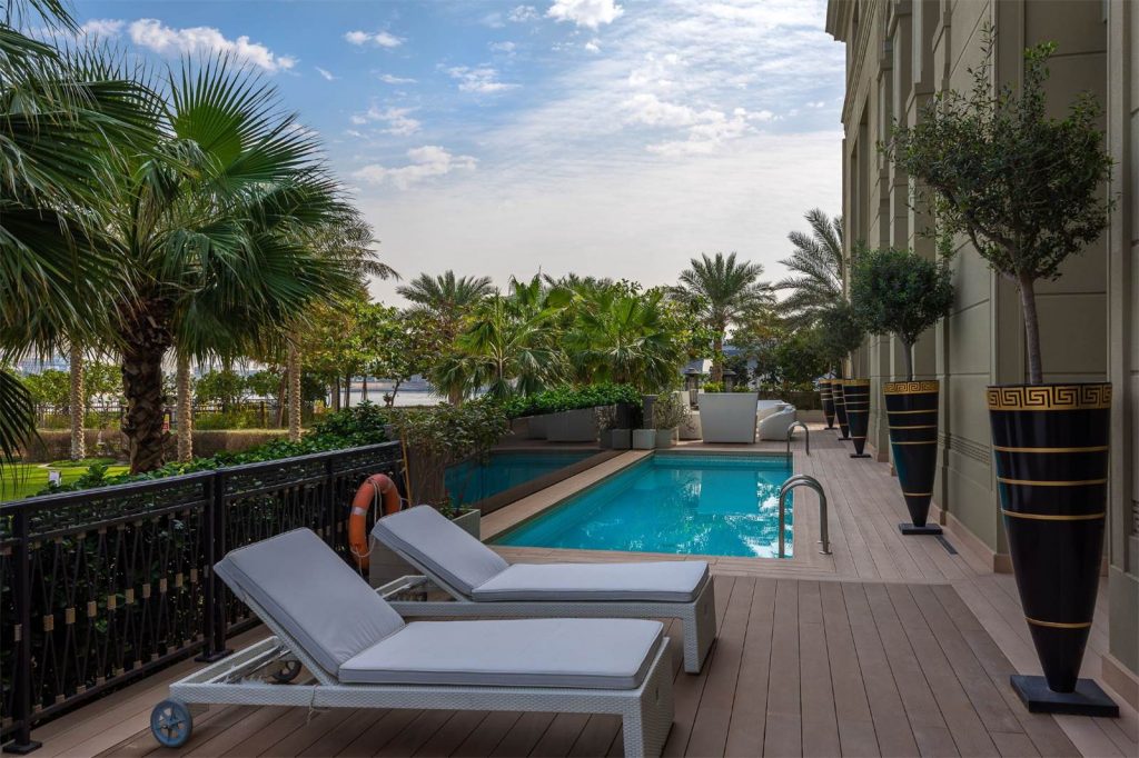 Palazzo Versace Opulent Waterfront Penthouse In Dubai | iDesignArch ...