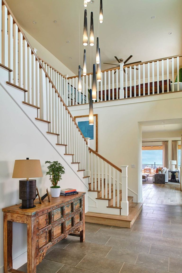 Modern Ranch Style Stone House on Palos Verdes Peninsula