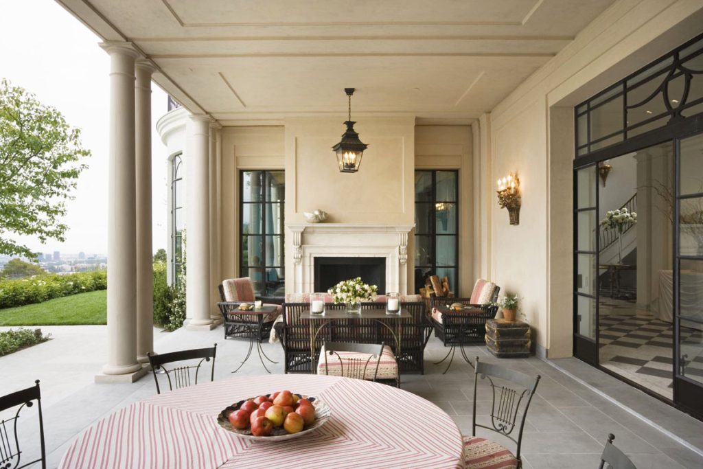 Contemporary Mansion Inspired by Regency Architecture