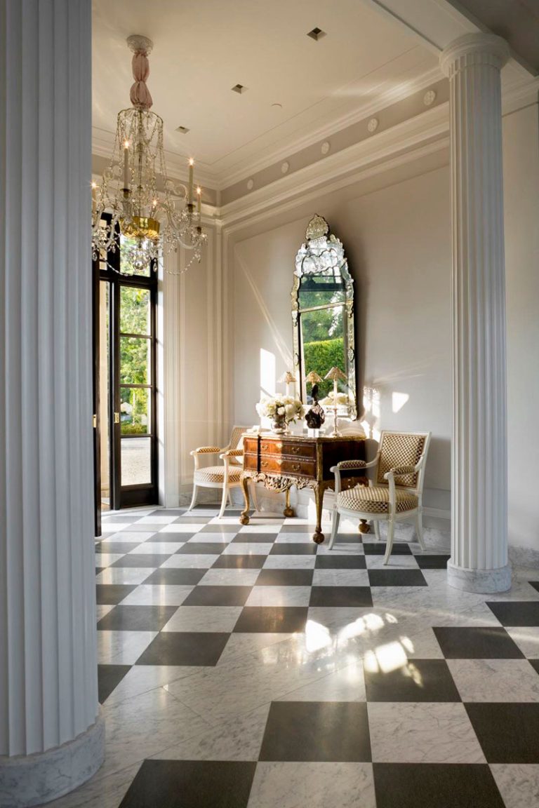 Contemporary Mansion Inspired by Regency Architecture