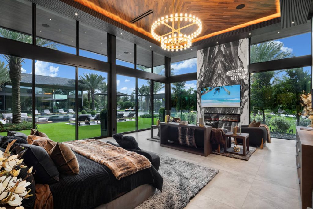 Villa Spectre: A James Bond-Inspired Lakefront Estate