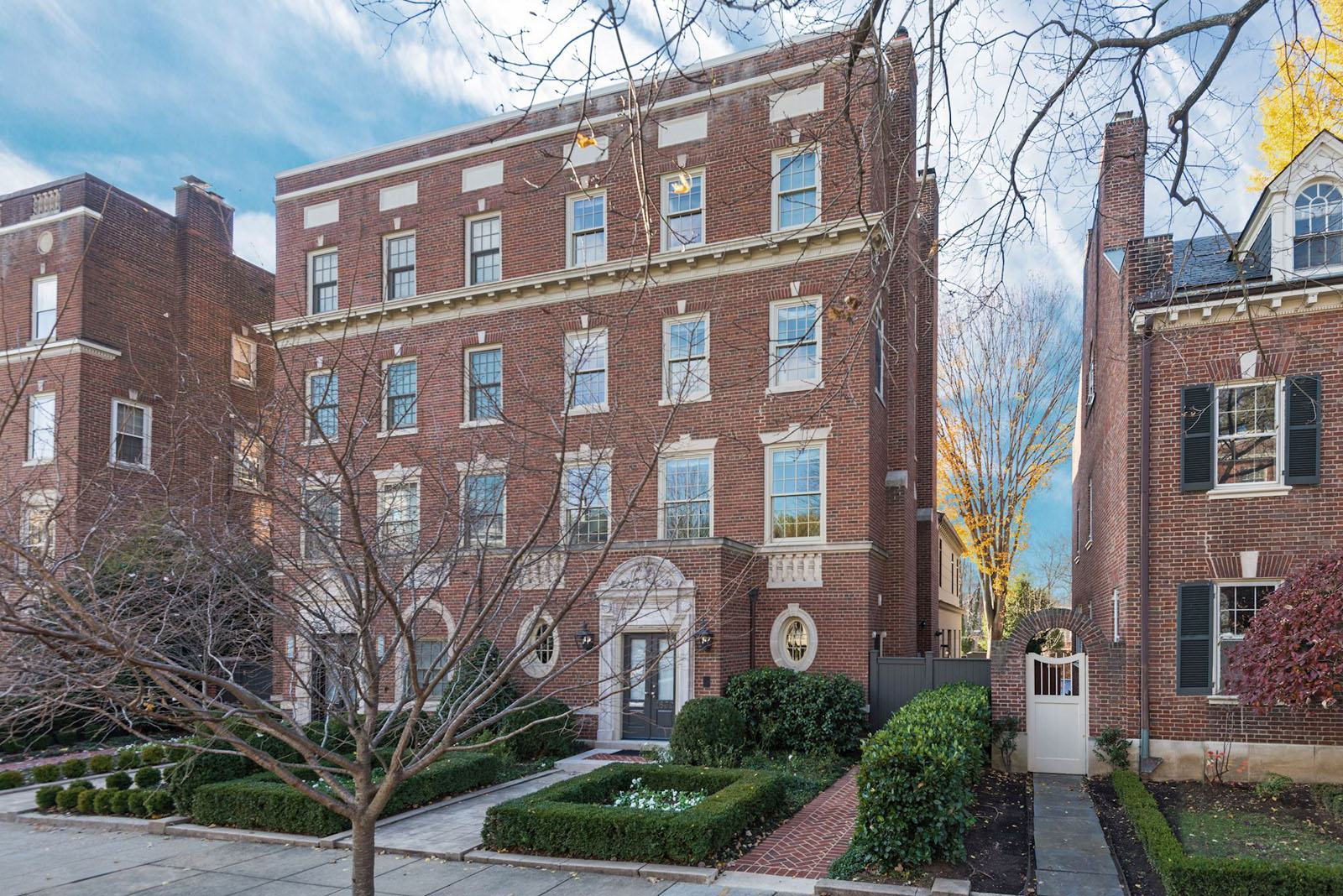 Inside Rex Tillerson’s Washington D.C. Home | iDesignArch | Interior ... Inside Rex Tillerson’s Washington D.C. Home | iDesignArch | Interior ...