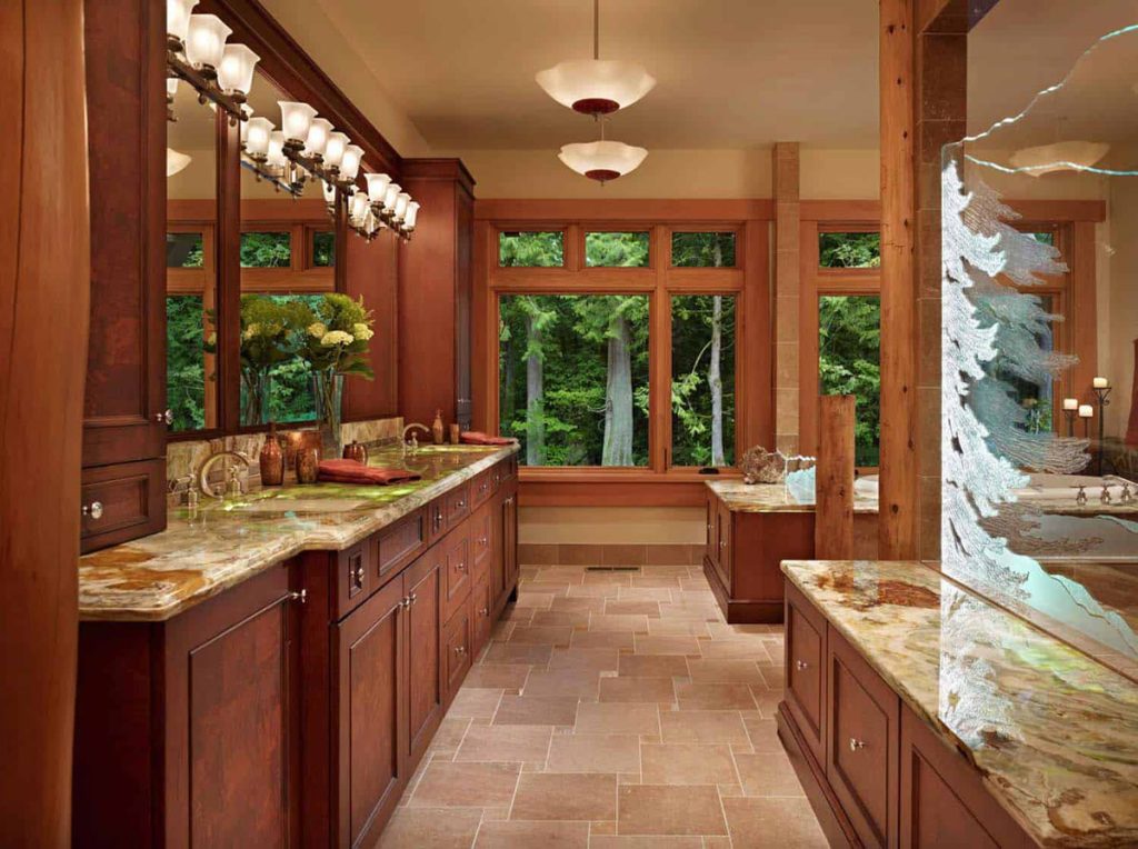 Secluded Rustic Stone and Log Home in the Alpine Forest