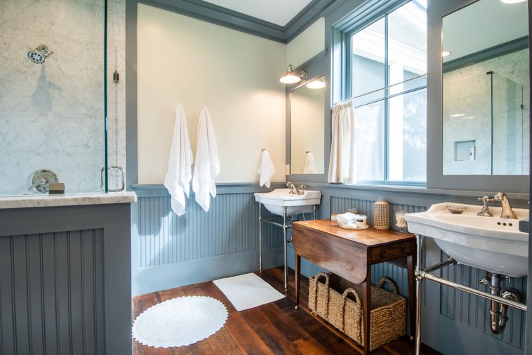 Classic Contemporary Country Farmhouse with Unique Design