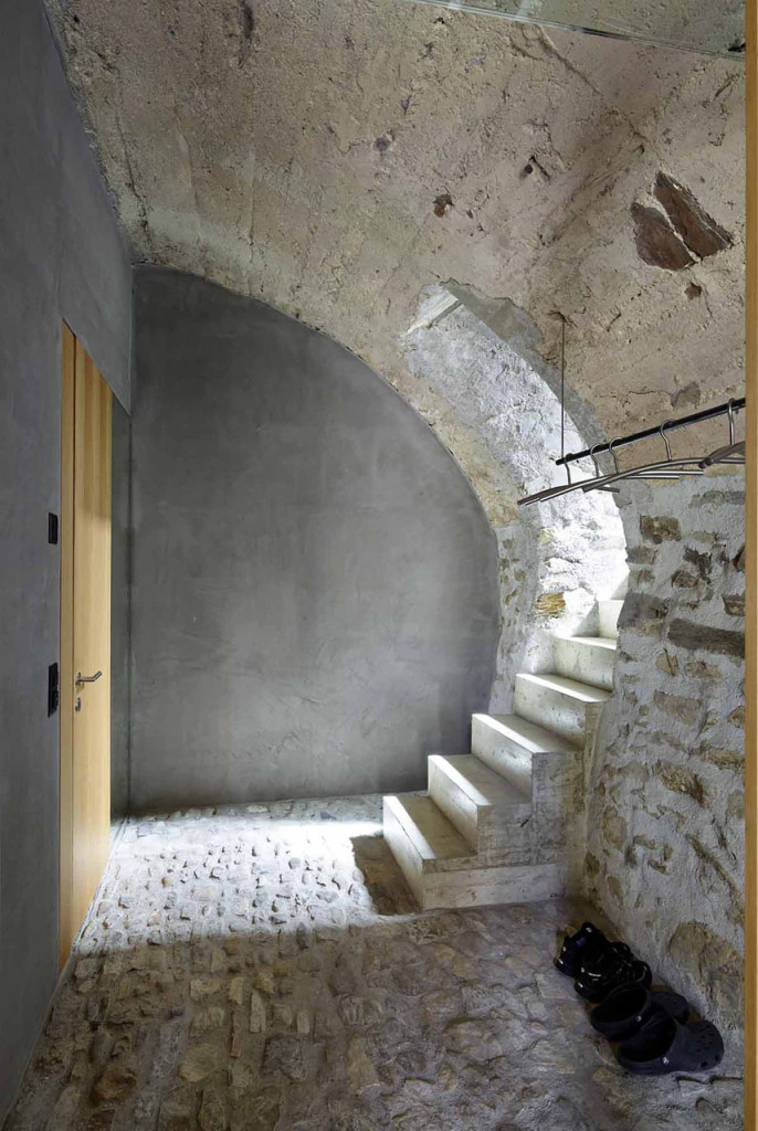 Modern Makeover Of An Old Stone House With Views Of Lake Maggiore ...