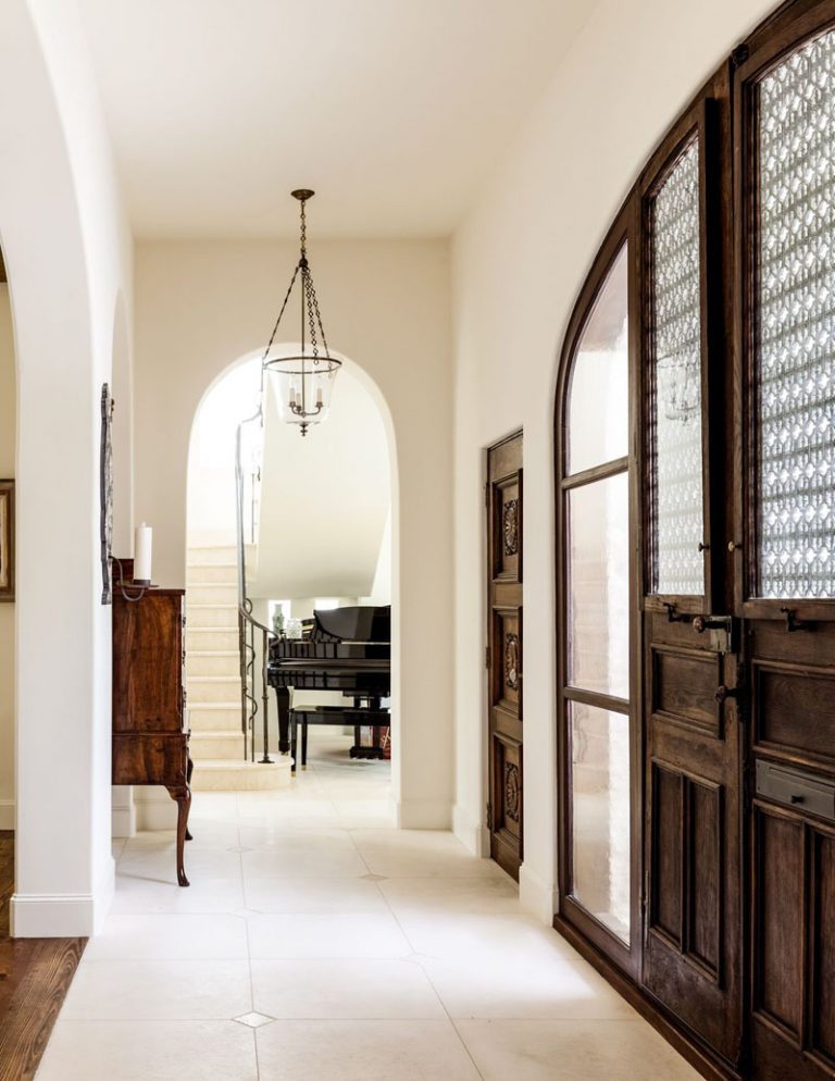 Spectacular Transitional Mediterranean Style Grand Residence in Texas