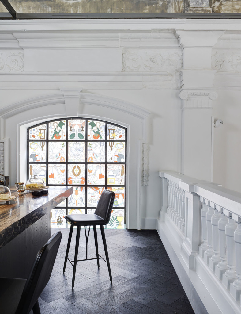 Former Chapel Transformed Into The Jane Restaurant In Antwerp ...