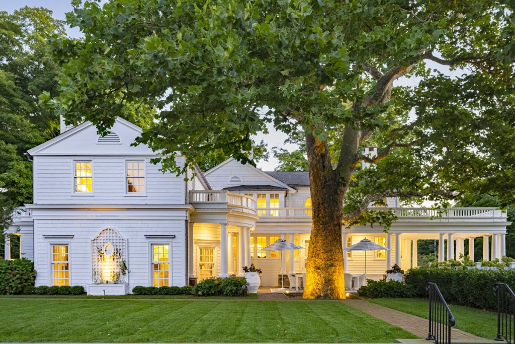 Elegant Antique Colonial Estate on a Picturesque Corner Lot