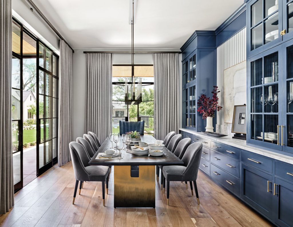 Urban Dream Home with Modern Farmhouse Style Architecture