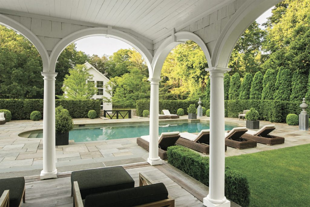 A Traditional Estate Gets a Contemporary Landscaping Makeover