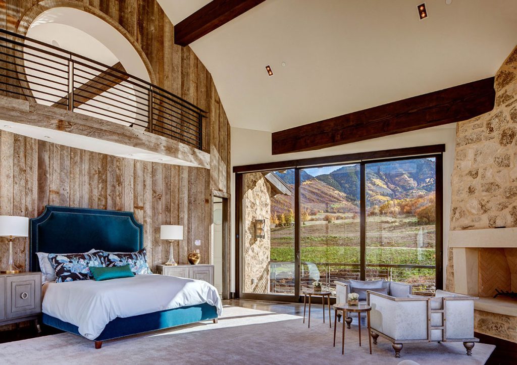 Magnificent Rustic Mountain Estate with Innovative Design