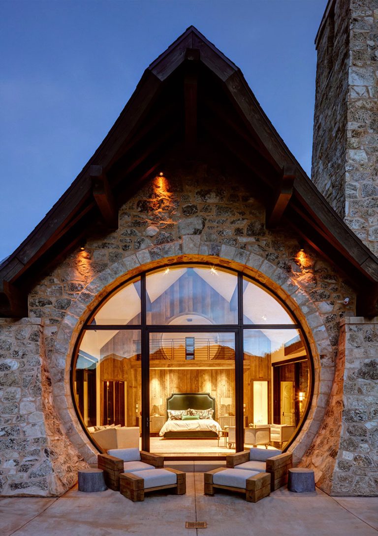 Magnificent Rustic Mountain Estate with Innovative Design