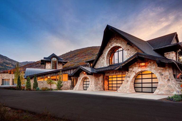 Magnificent Rustic Mountain Estate with Innovative Design