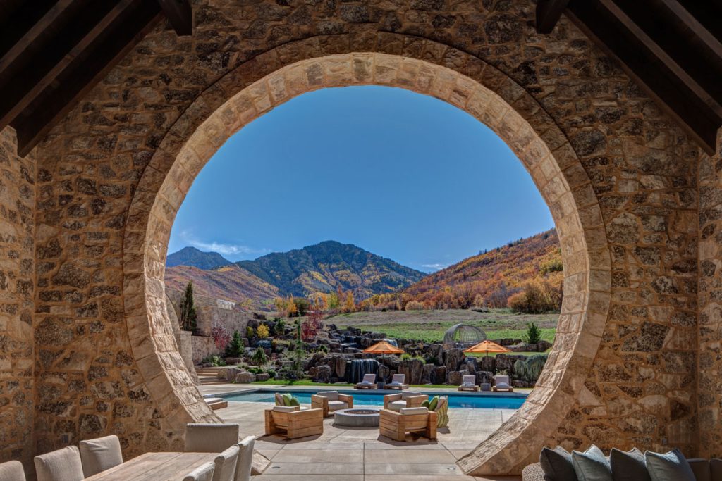 Magnificent Rustic Mountain Estate with Innovative Design