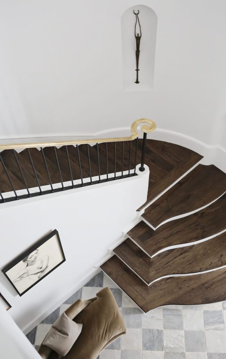 Stately Modern Estate with Classic Architectural Influences