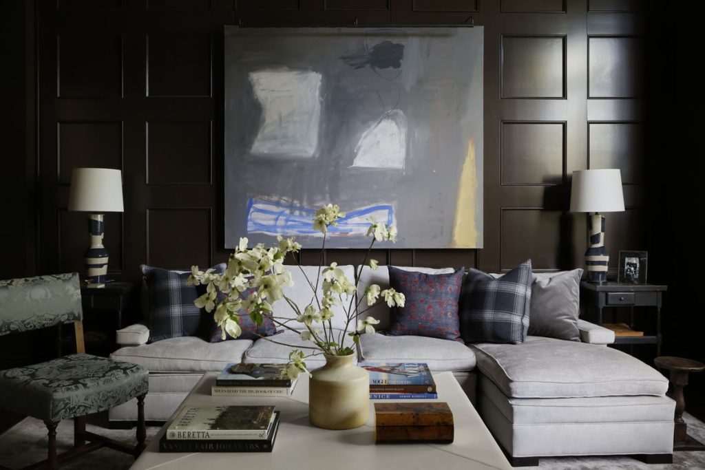 Stately Modern Estate with Classic Architectural Influences