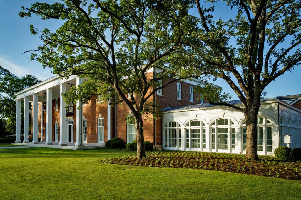 Classic Federal-Style Mansion with Timeless Elegance