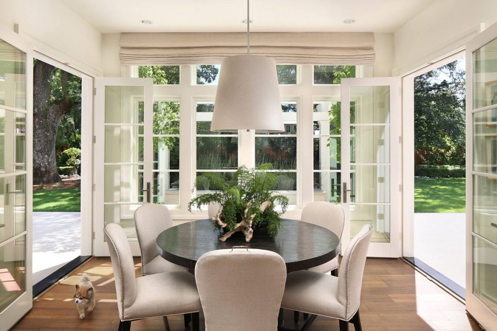 A Serene Californian Luxury Home With Transitional Architecture