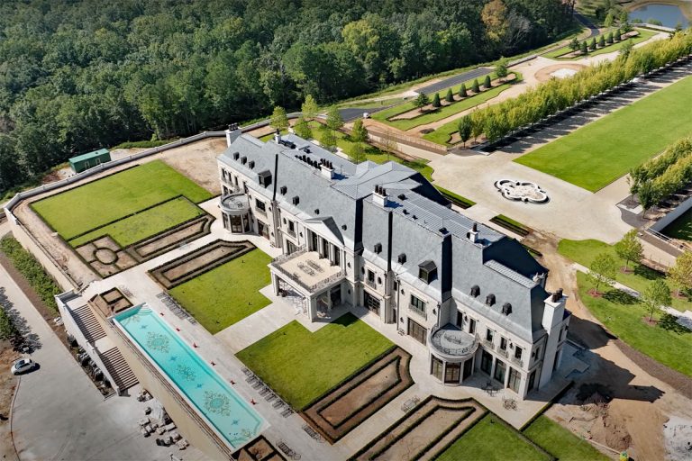 Tyler Perry’s Multi-Million Dollar Grand Estate in Georgia