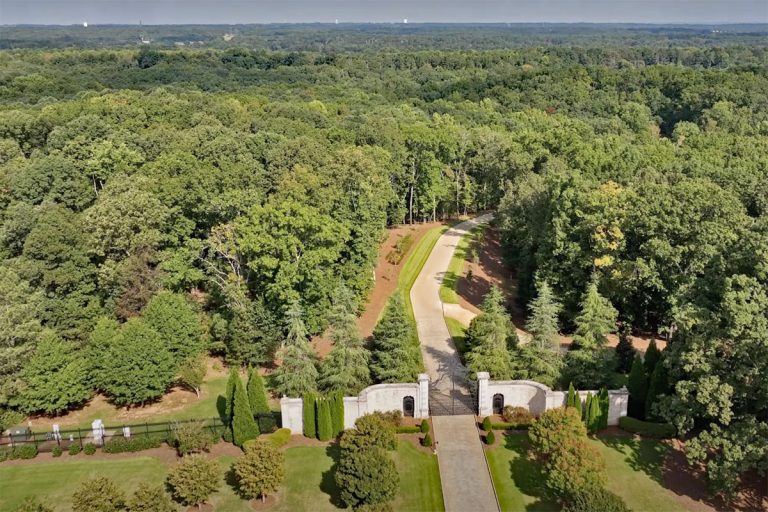 Tyler Perry’s Multi-Million Dollar Grand Estate in Georgia