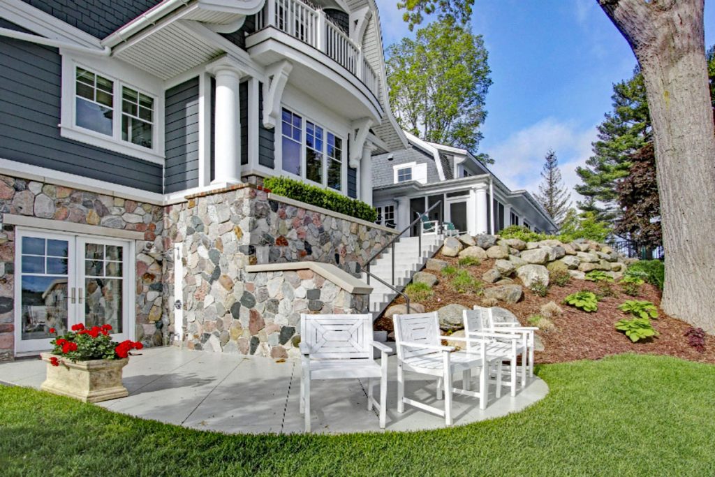 Lakeside Village Dream Home on a Bay Hill in Spring Lake